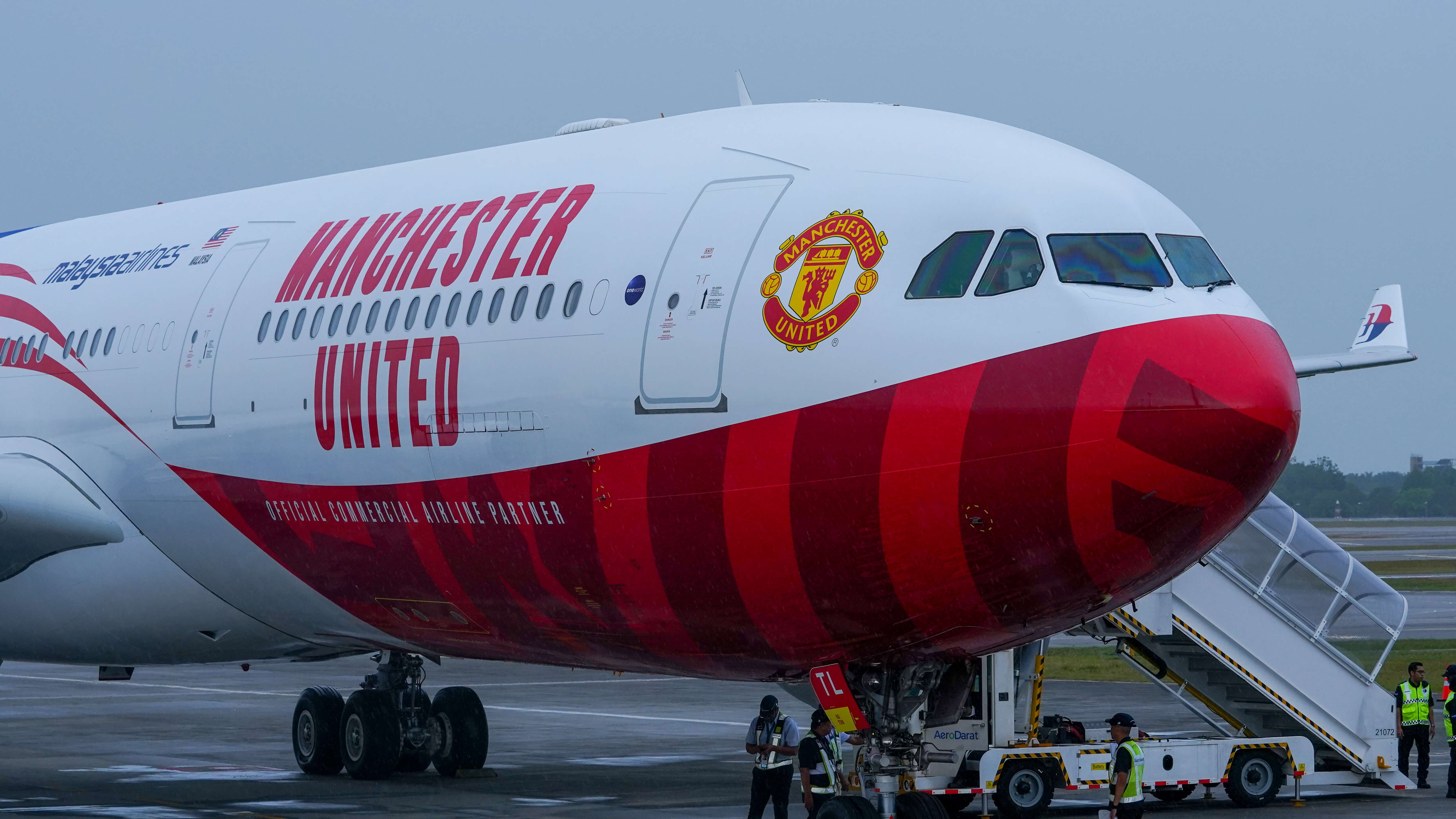 Malaysia Airlines Debuts Special Manchester United Livery During 2025 ...